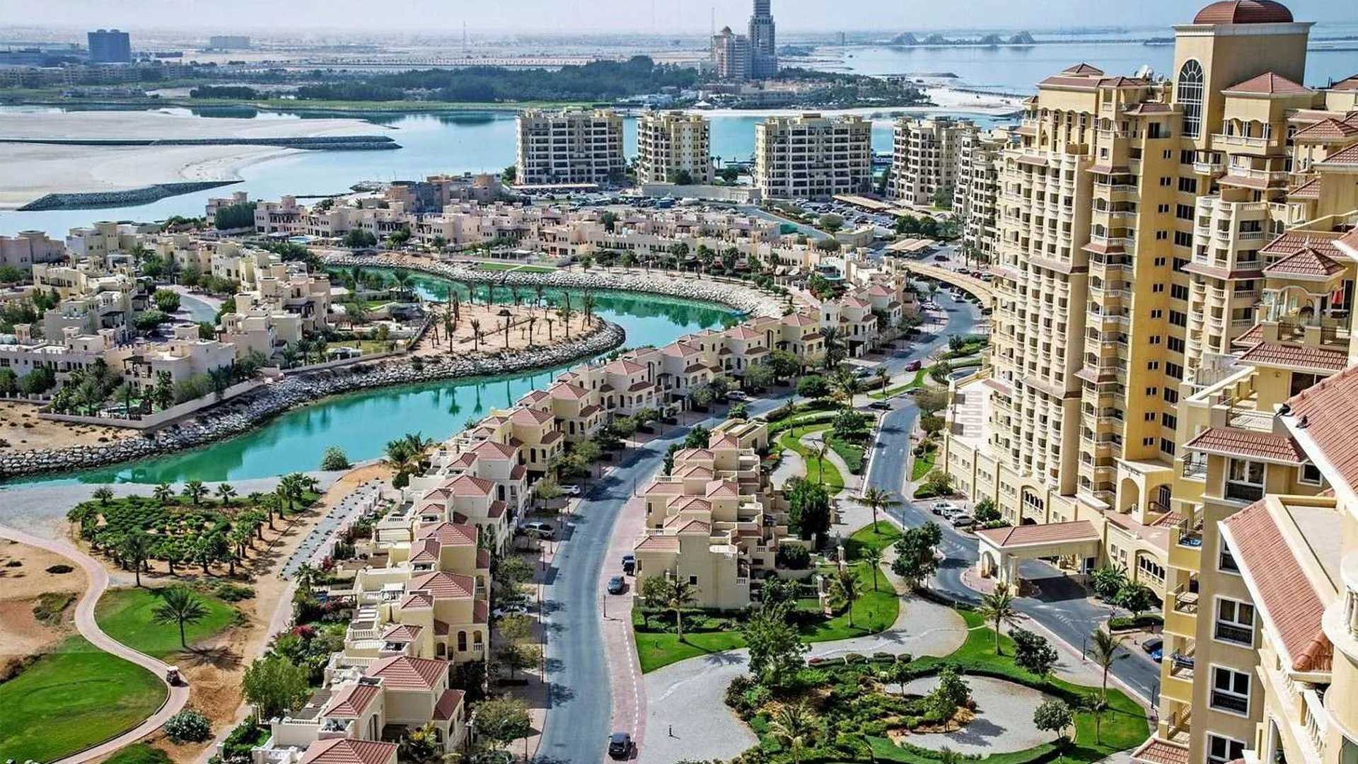 AL HAMRA VILLAGE in Al Hamra Village, Ras Al Khaimah, UAE № 363976 from ...